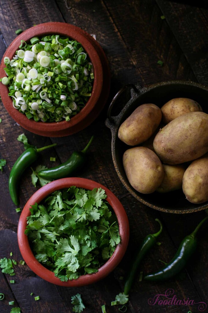 Afghani Bolani - Potato, Green Onion, and Cilantro Stuffed Flatbread ...