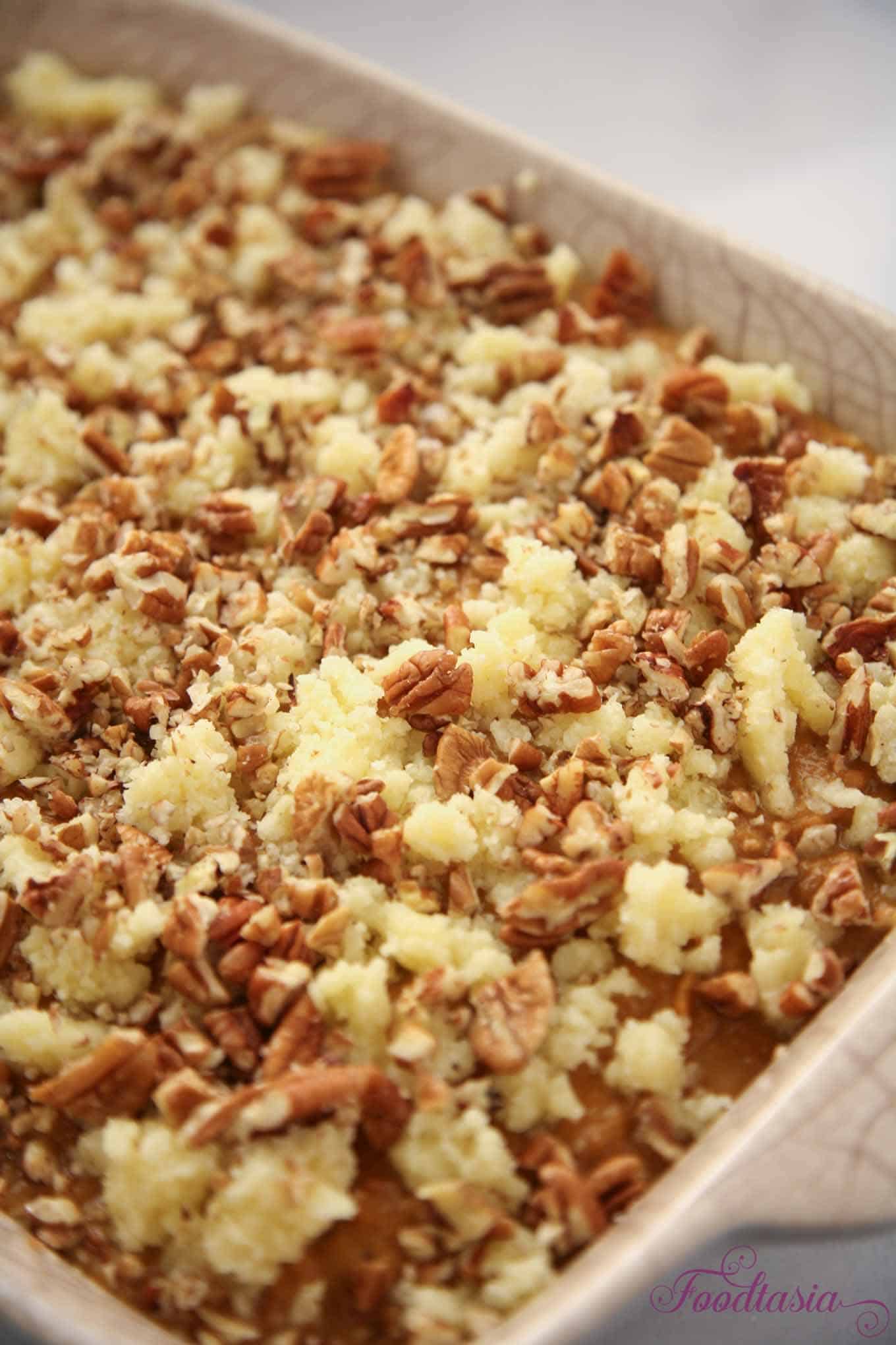 Pecan Crumble Pumpkin Cobbler with a Caramel Drizzle | Foodtasia