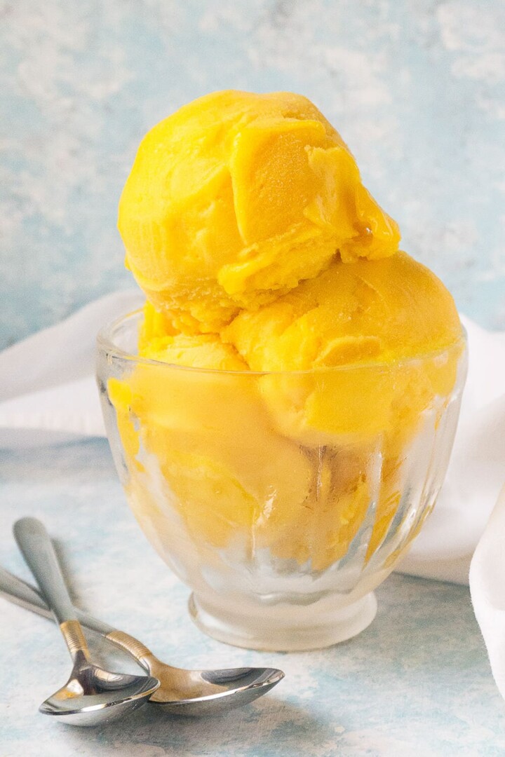 Mango Sorbet | Foodtasia
