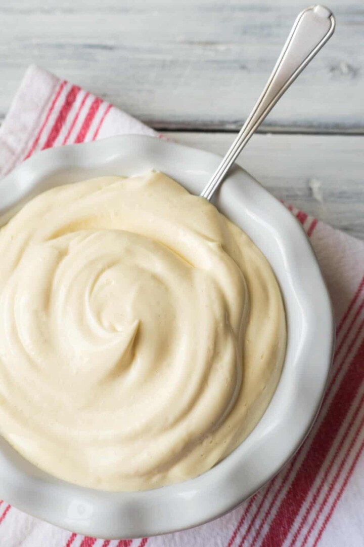Foolproof Homemade Mayonnaise | Foodtasia