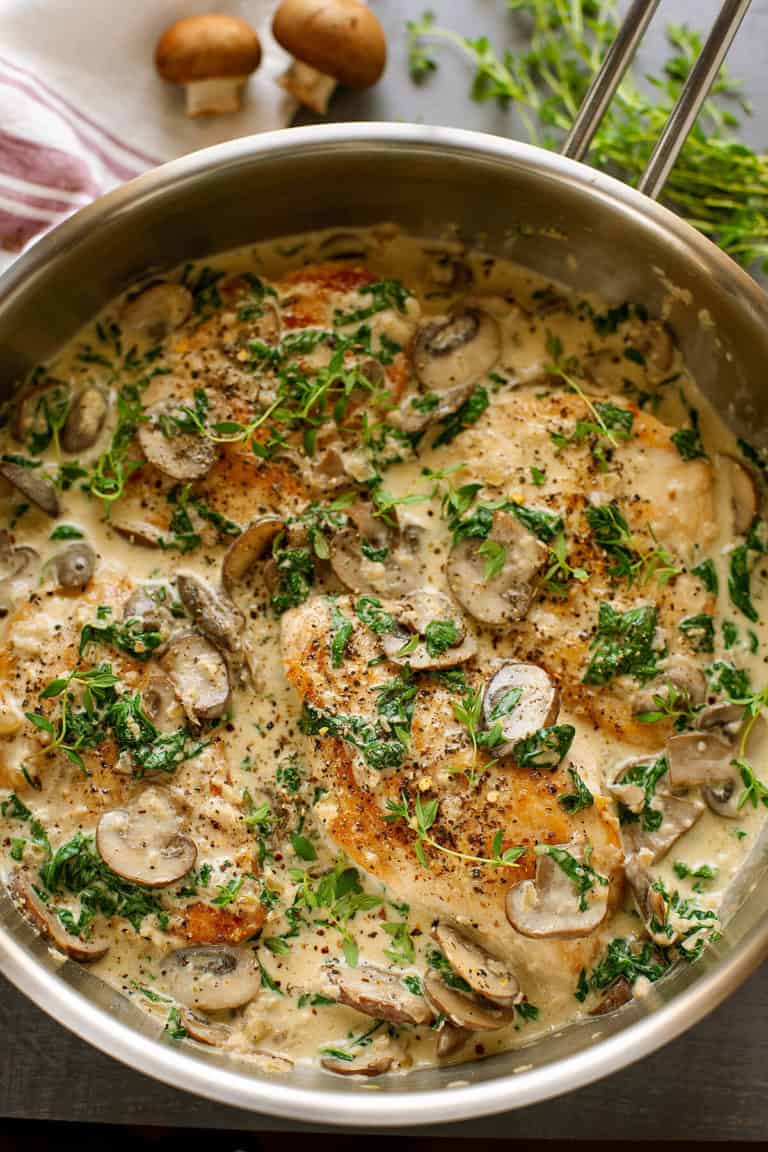 Creamy Artichoke Chicken Breasts | Foodtasia