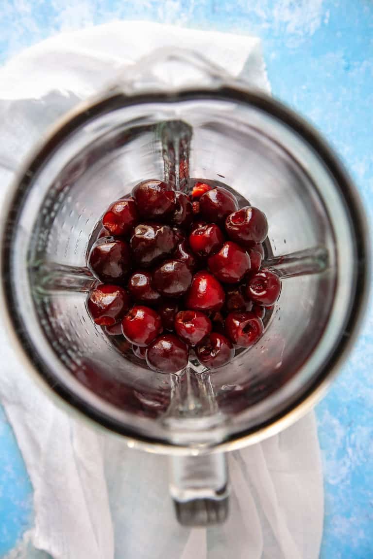 Easy Cherry Lemonade | Foodtasia