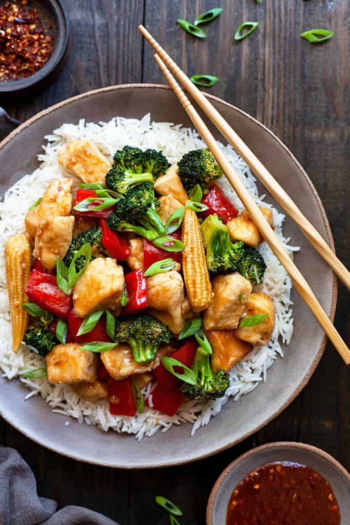 BEST Easy Hunan Chicken Better Than Takeout with VIDEO Foodtasia