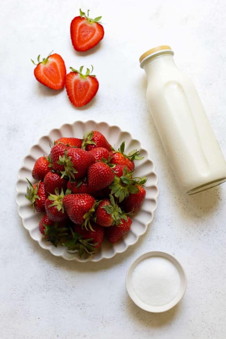Easy Homemade Strawberry Milk for One or Two (2 Ways! + Video) | Foodtasia