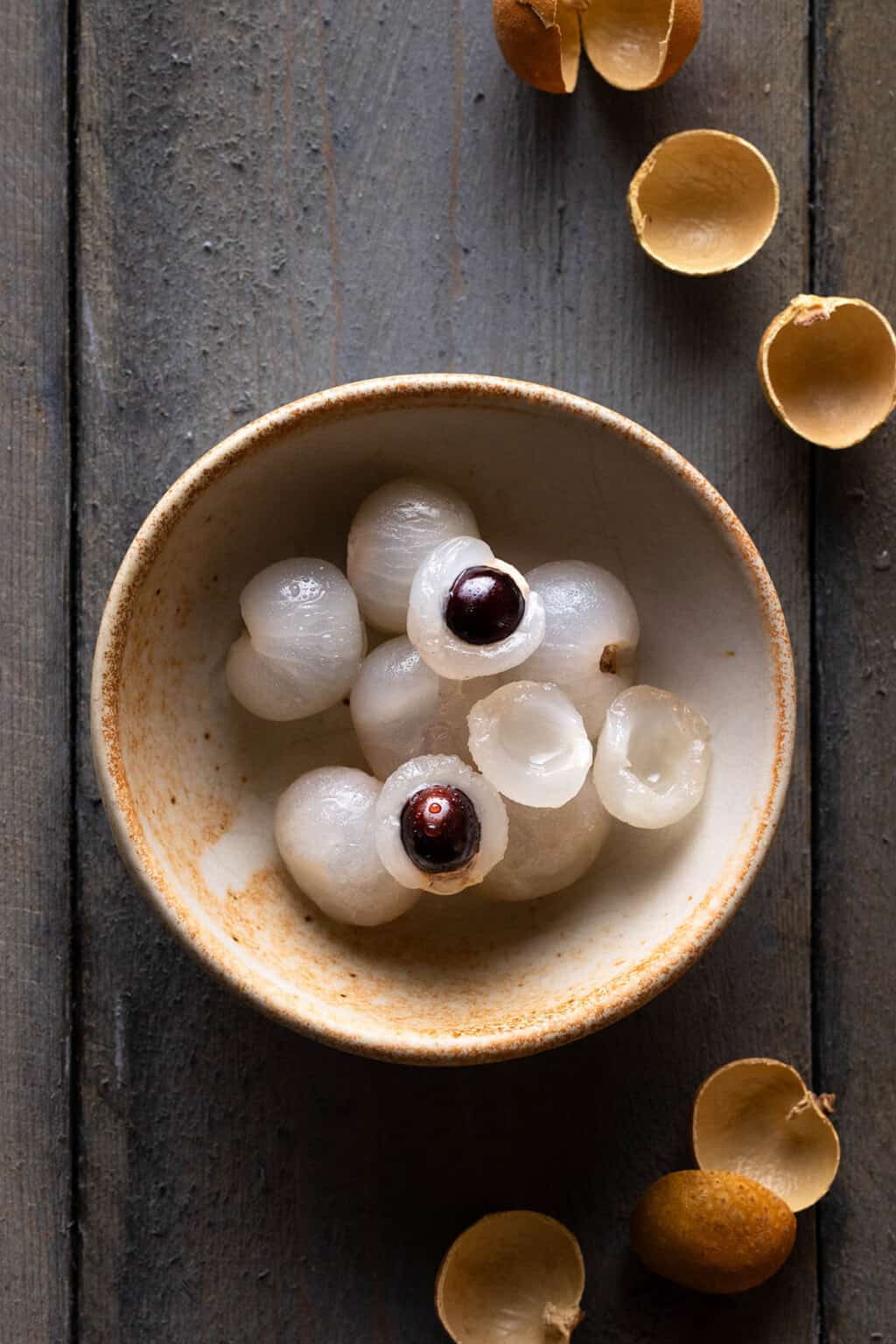 What is Longan and How to Eat It | Foodtasia