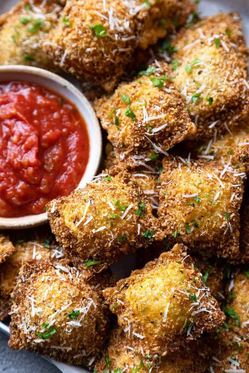 The BEST Fried Ravioli (Toasted Ravioli) | Foodtasia